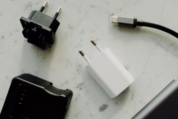 USB Type C vs. USB-A: Perbedaan, Manfaat, dan Pemilihannya!