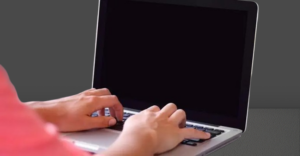 9 Cara Mengatasi Laptop Black Screen Mudah Tanpa Ribet!